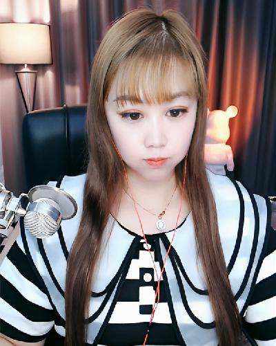 YY LIVE-中国最大的综合娱乐直播平台