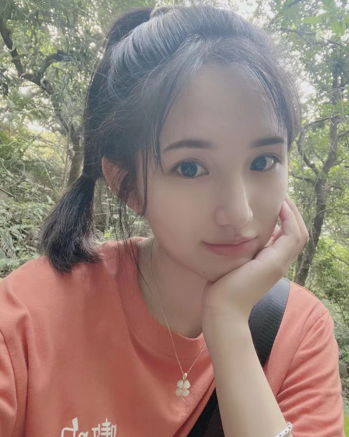 YY LIVE-中国最大的综合娱乐直播平台